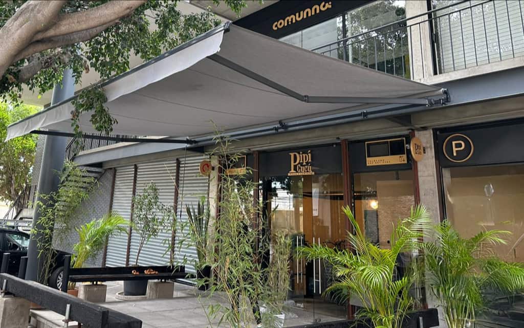 Toldos Retráctiles - HouseDeco